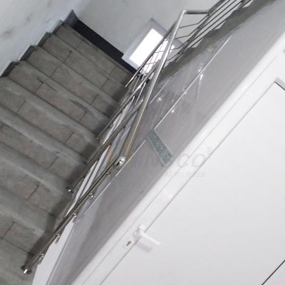 Indoor Decoration 201 304 316 Stainless Steel Stair Railing Inox Stairs